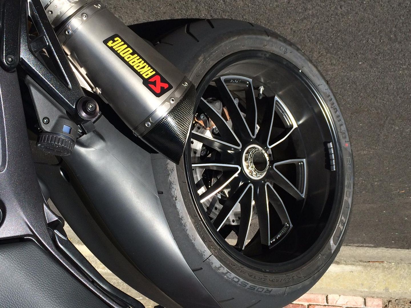 Custom Akrapovic Shorty Exhaust | Ducati Diavel Motorcycles Forum
