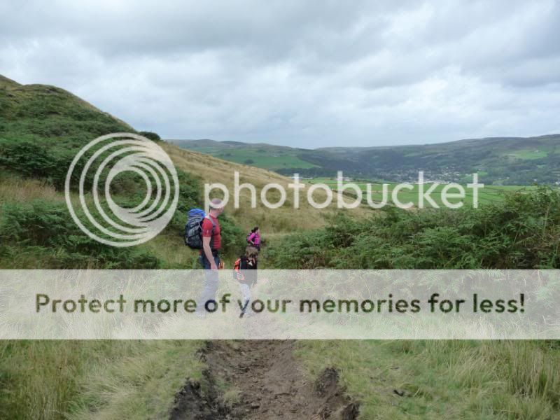 T/R. A walk along Langfield Edge to Stoodley Pike.