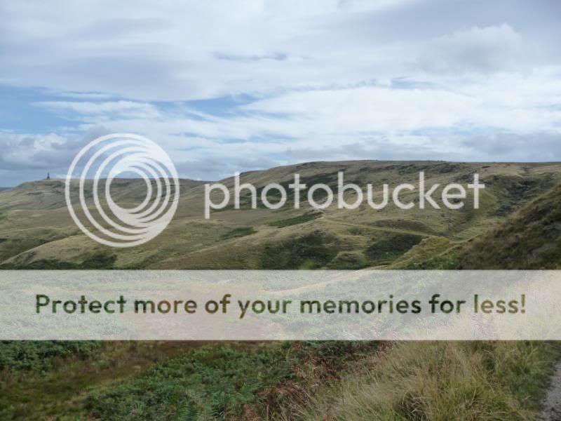 T/R. A walk along Langfield Edge to Stoodley Pike.